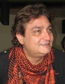 Vinay Pathak Latest News, Photos, Videos, Awards, Filmography and ...