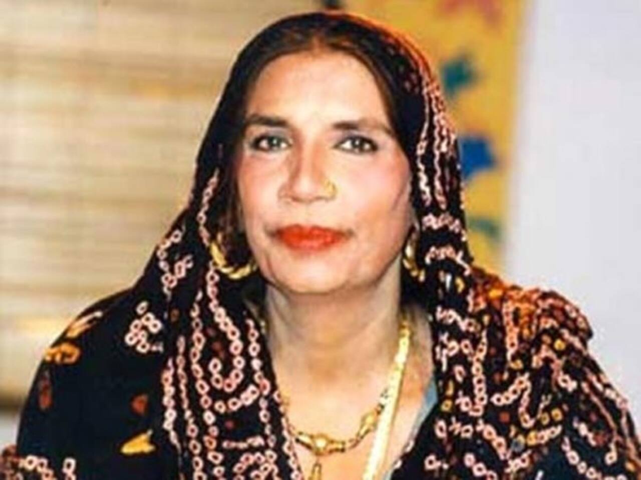 Bollywood remembers late Pakistani singer Reshma - Bollywood News ...
