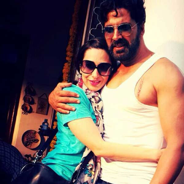 Karishma-Kapoor-Akshay-Kumar - Bollywoodlife.com