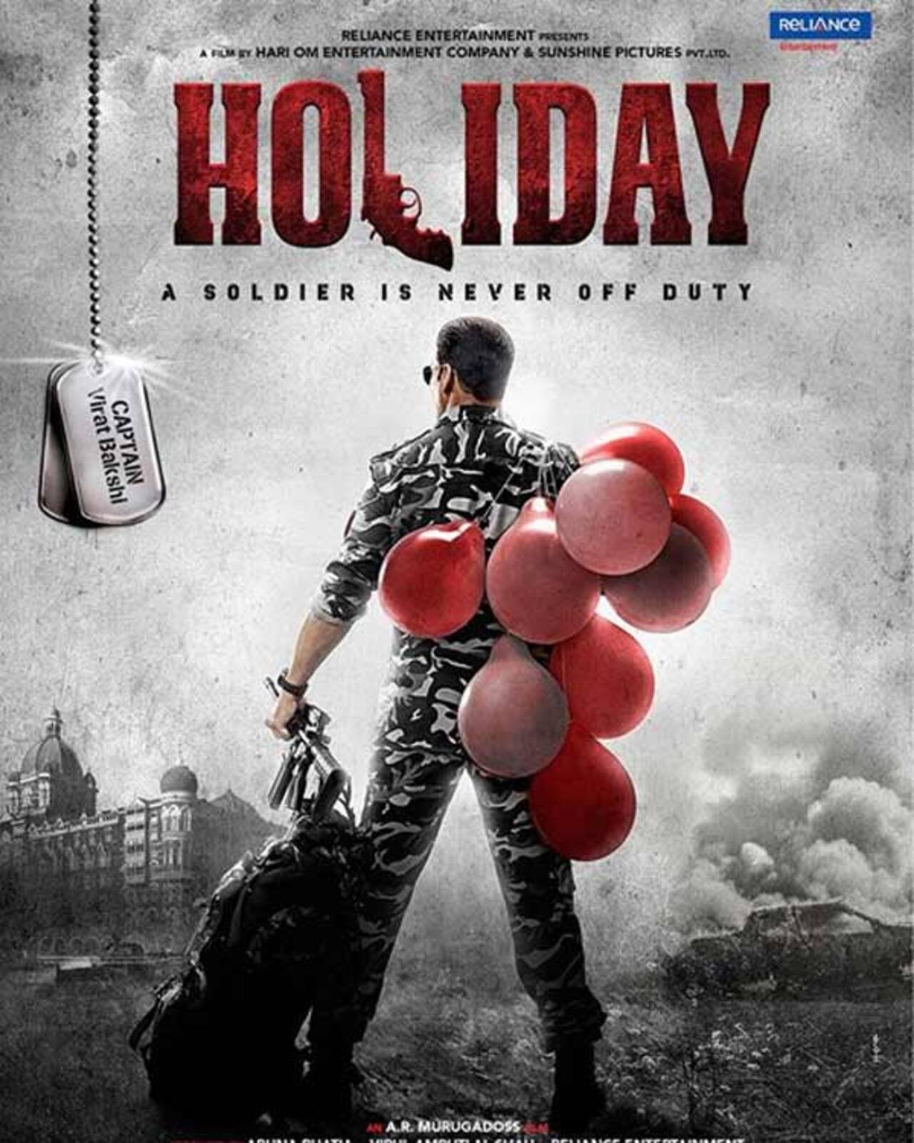 Holiday new poster: Akshay Kumar looks impressive in a soldier’s avatar! - Bollywood News ...