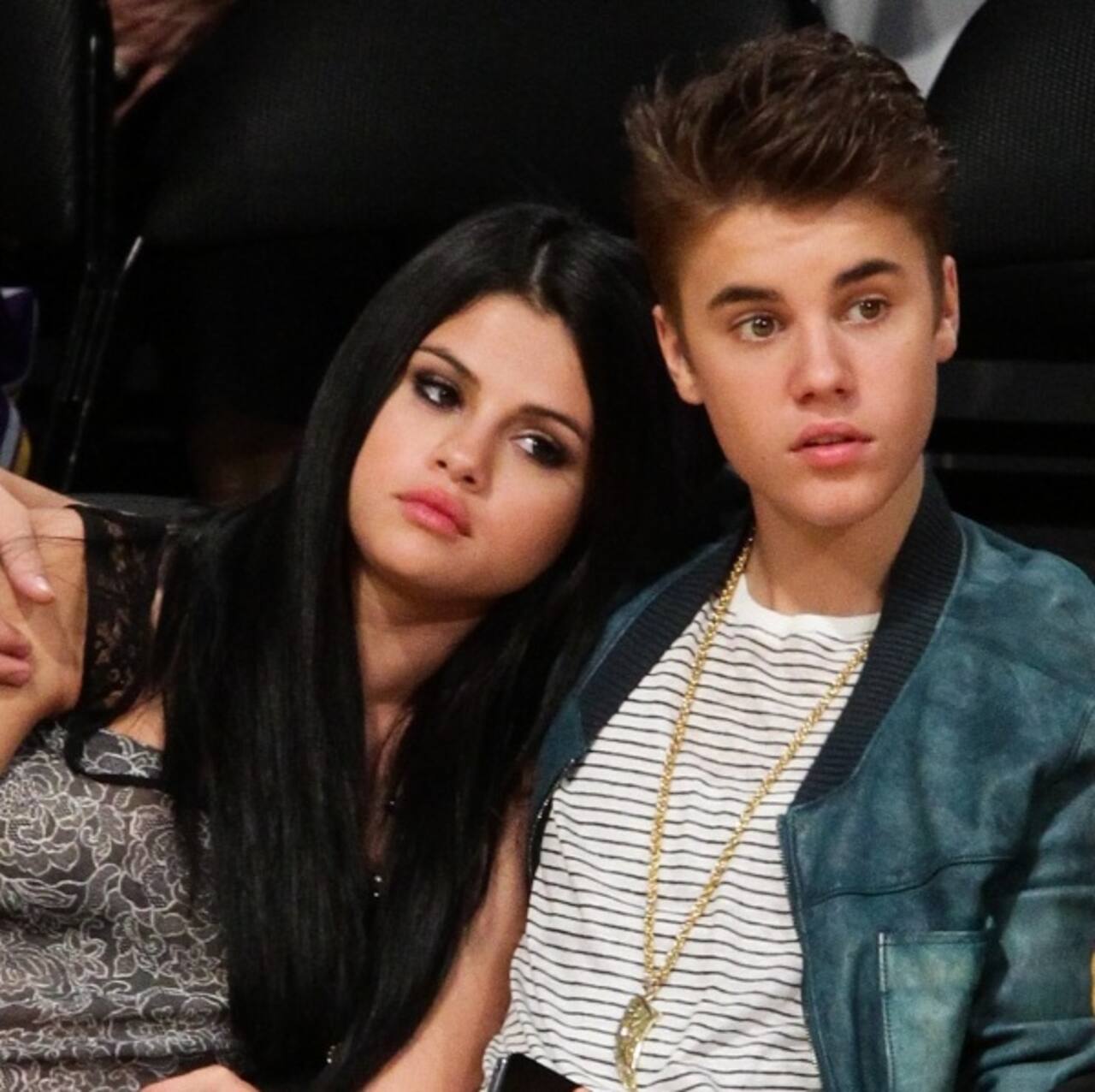 Selena Gomez and Justin Bieber back together? - Bollywood News & Gossip, Movie Reviews, Trailers ...