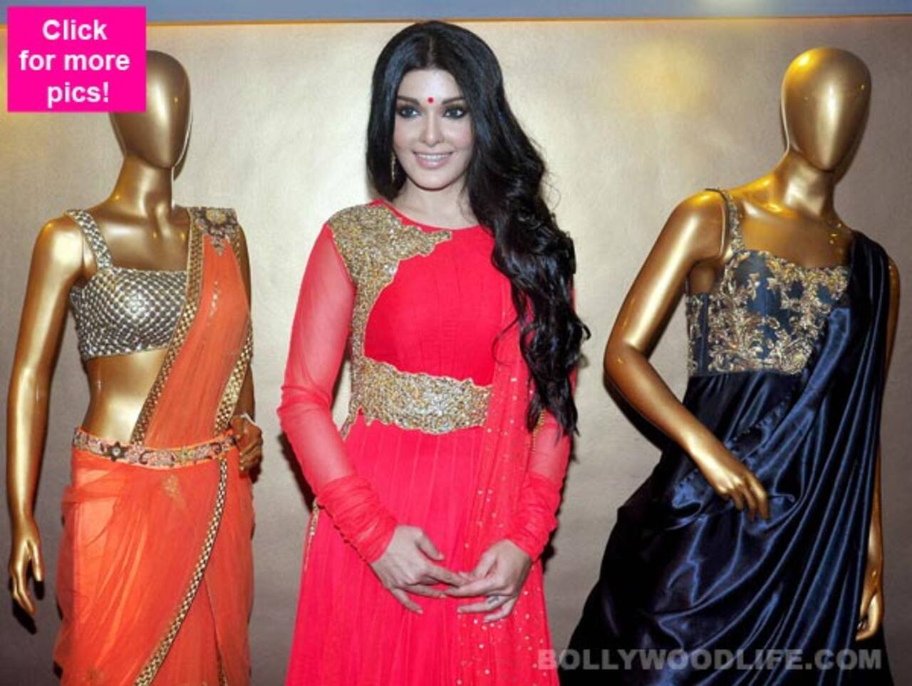 Koena Mitra is back in town- view pics! - Bollywood News & Gossip ...