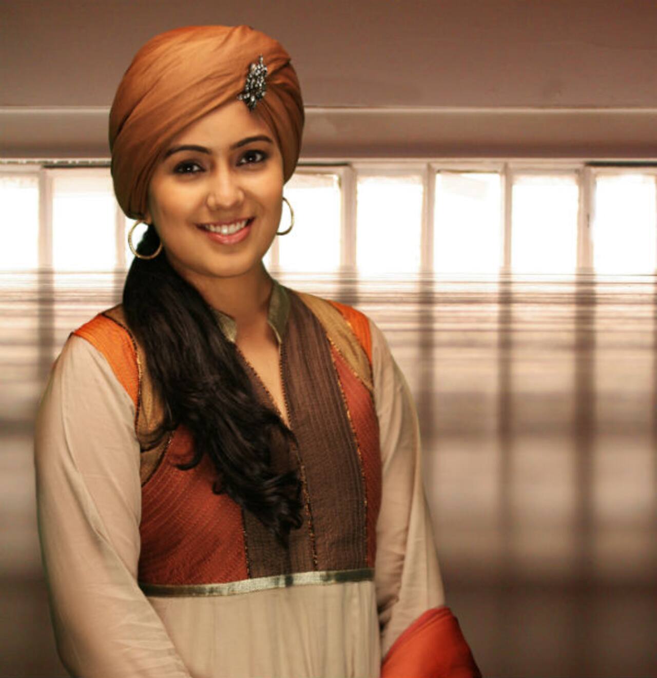 Singer Harshdeep Kaur ties the knot with her best friend Mankeet Singh ...