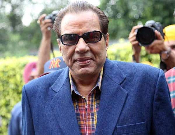 Dharmendra to undergo shoulder surgery? - Bollywood News & Gossip, Movie Reviews, Trailers ...