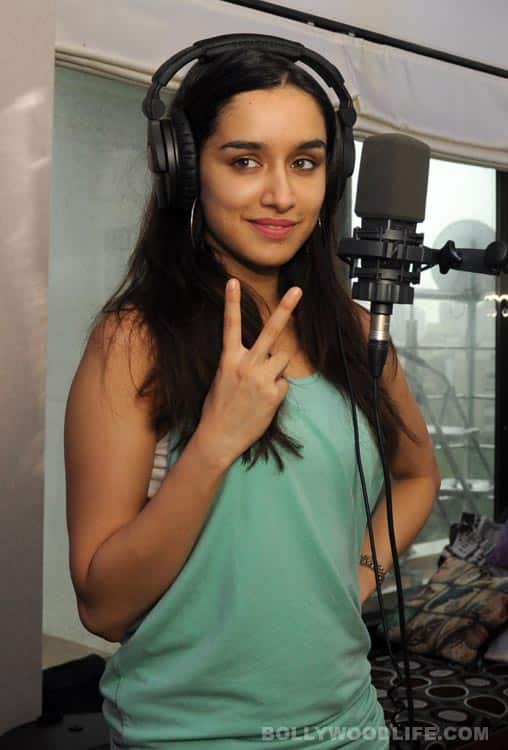Shraddha Kapoor Records The Unplugged Version Of Bezubaan Phir Se From Abcd 2 View Pics