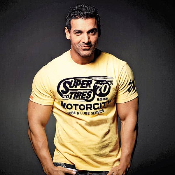 John Abraham to lose 20 kgs for Shoojit Sircar's 1911! - Bollywood News ...