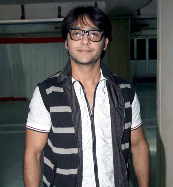 Munna Bhai MBBS actor booked for raping a TV actress! - Bollywood News ...