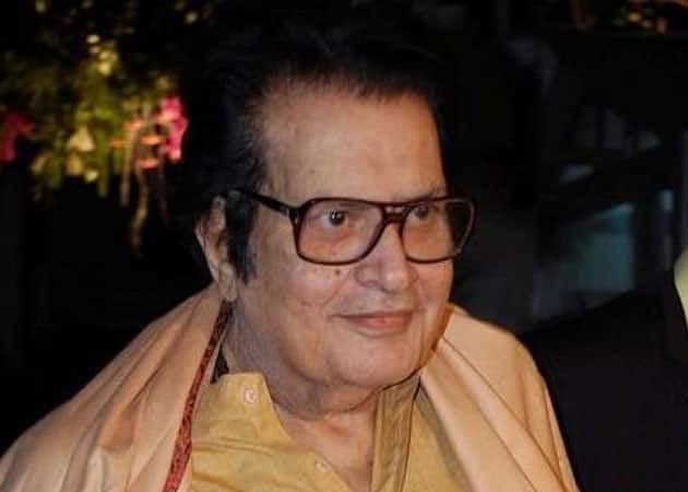 Manoj Kumar to return as a director after 17 years! - Bollywood News ...