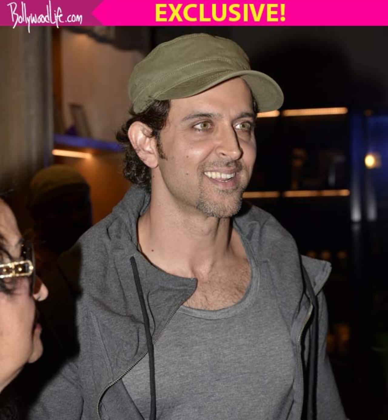 Hrithik Roshan is all smiles as he reunites with his school mates ...