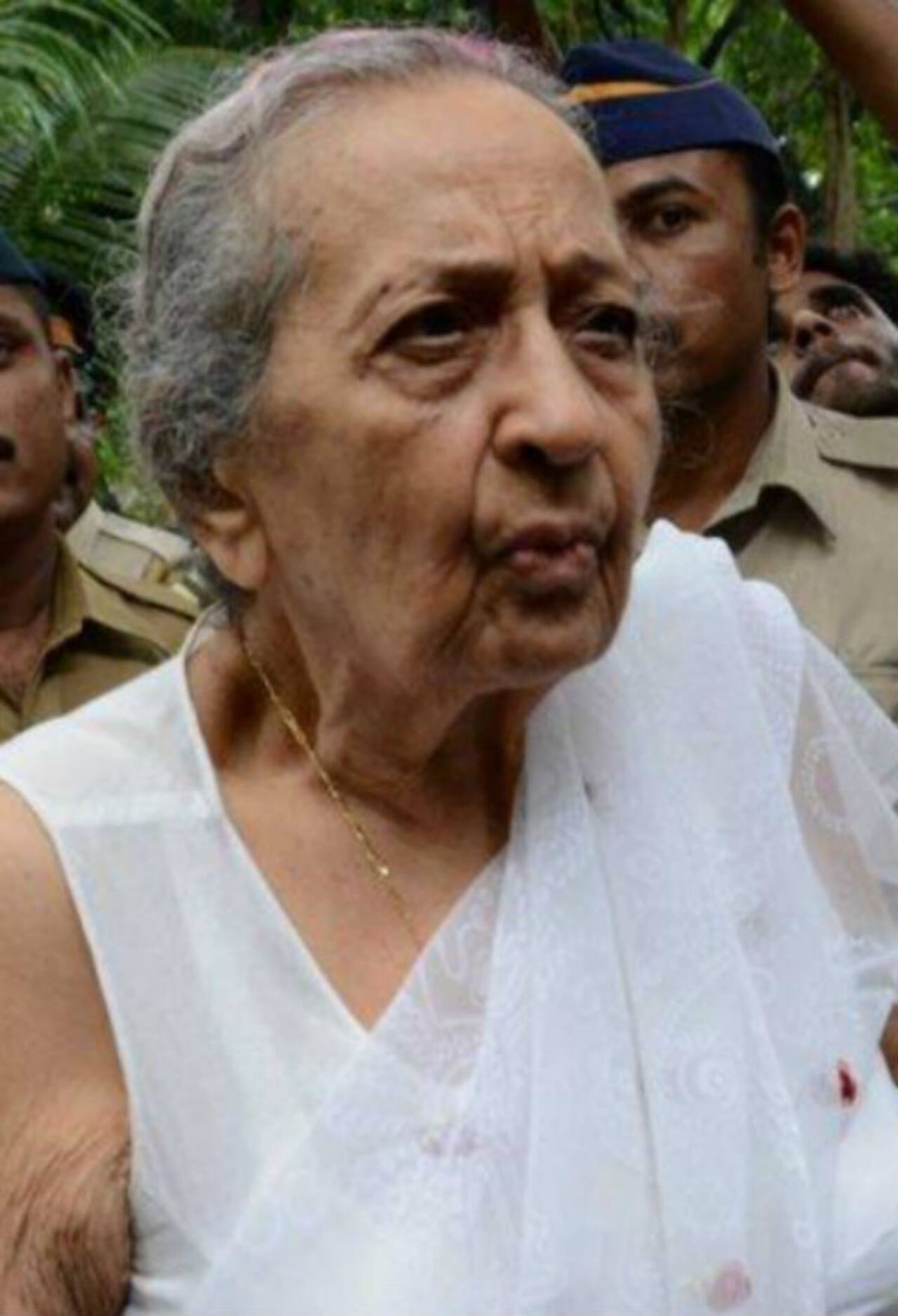 Veteran actor Pran’s wife Shukla Sikand passes away! - Bollywood News ...