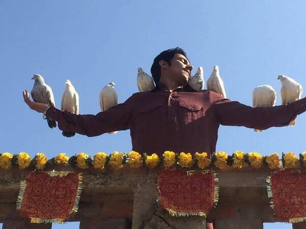 Aishwarya Rai Bachchan's new still from Sarbjit will remind you of ...