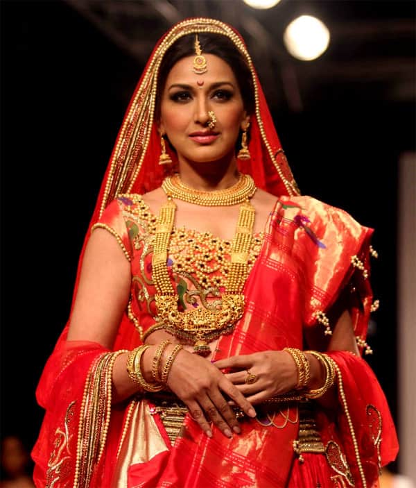 Aishwarya Rai, Kareena Kapoor, Kangana Ranaut: Who is best suited to ...