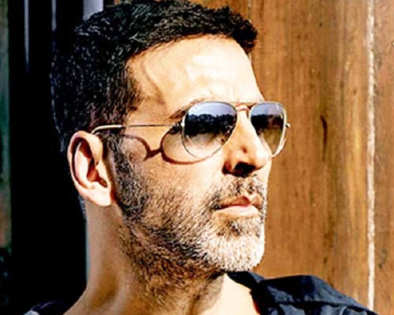 After Rowdy Rathore, Akshay Kumar to play a double role in Kaththi's ...