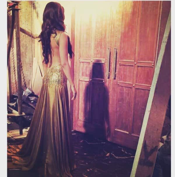 Kriti Sanon looks like the ULTIMATE Princess in these latest pictures ...