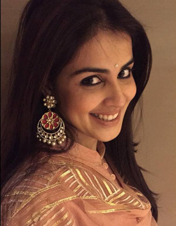 Genelia just thanked this actor for being her true freind - Check out ...