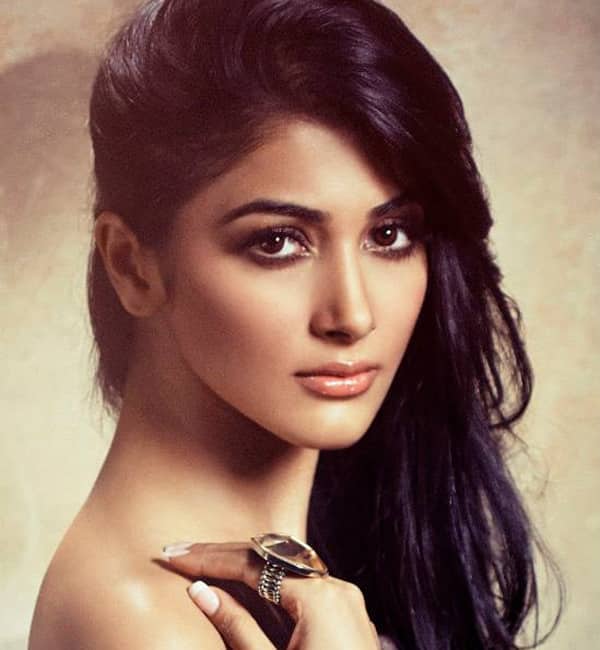 10 things you didn’t know about Hrithik Roshan’s Mohenjo Daro co-star ...