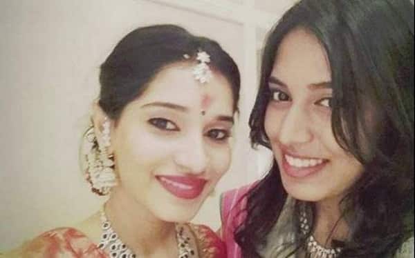 Chiyaan Vikram's daughter Akshita's engagement ring gets stolen ...