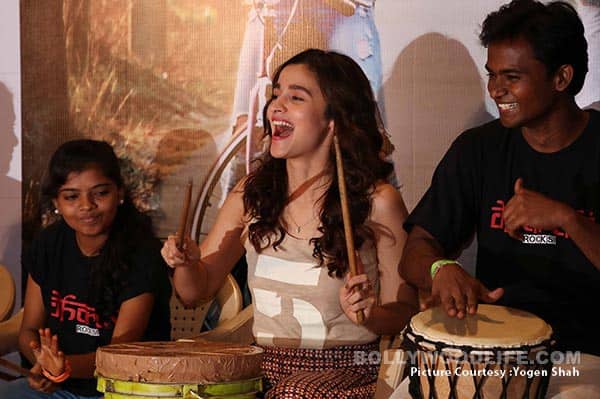 Alia Bhatt's flexible moves on Super Dancers might make you want to ...