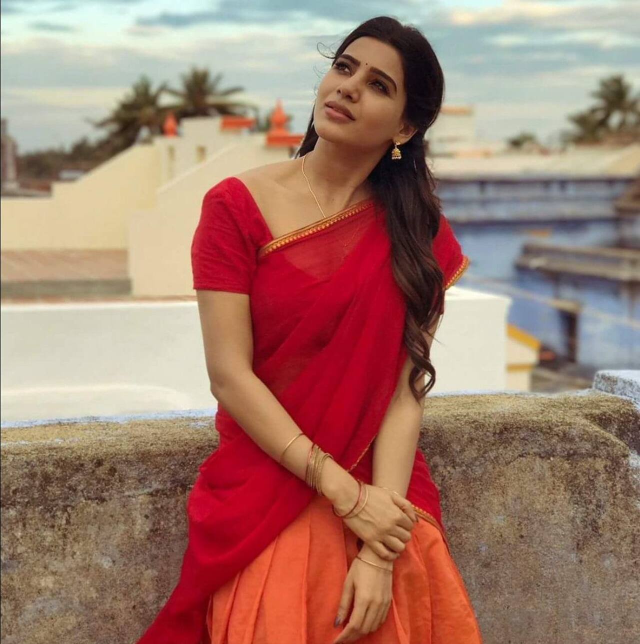Samantha Ruth Prabhu looks like a dream in the first look of Siva Karthikeyan's film - Bollywood ...
