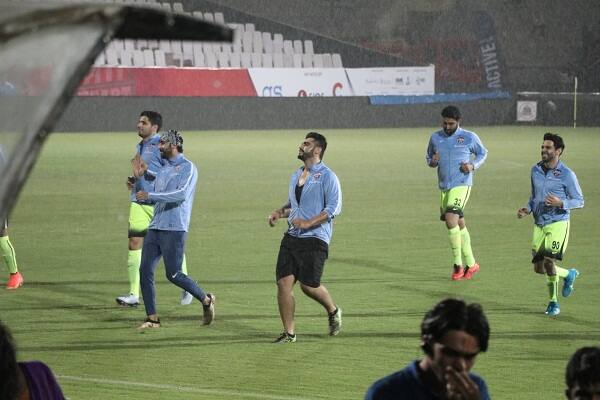 Arjun Kapoor, Sidharth Malhotra, Abhishek Bachchan lock horns with MS ...