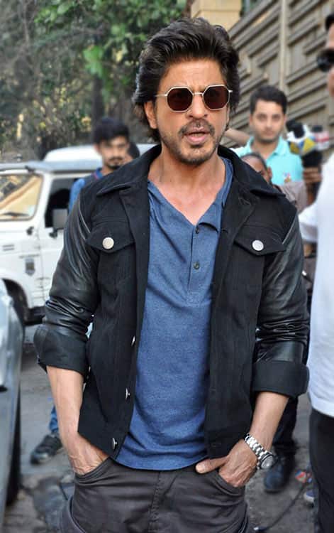 How we wish Shah Rukh Khan had picked any of these 5 looks instead of ...