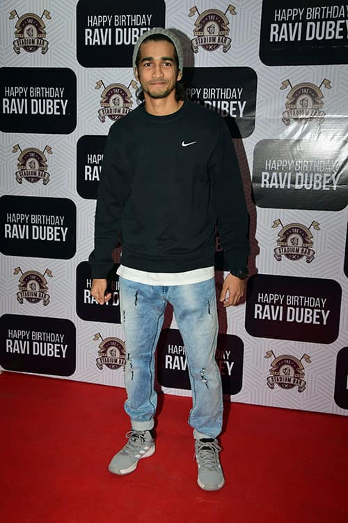 Kushal Tandon, Arjun Bijlani, Vivian Dsena, Rithvik Dhanjani grace Ravi ...