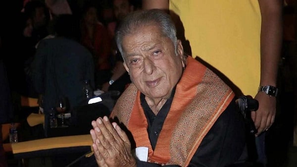 Shashi Kapoor no more: Raveena Tandon, Shilpa Shetty and Govinda stall ...