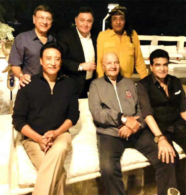 Pictures of Rishi Kapoor's reunion with his friends of years will make ...