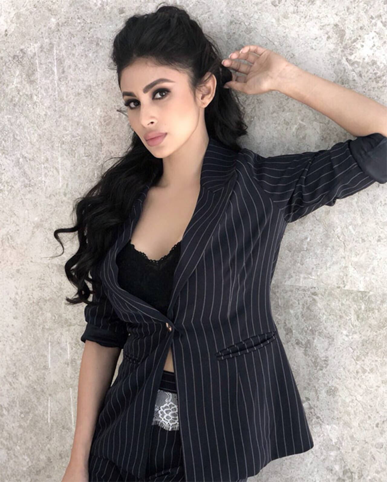 Did you spot Mouni Roy in the first teaser of Akshay Kumar's Gold ...