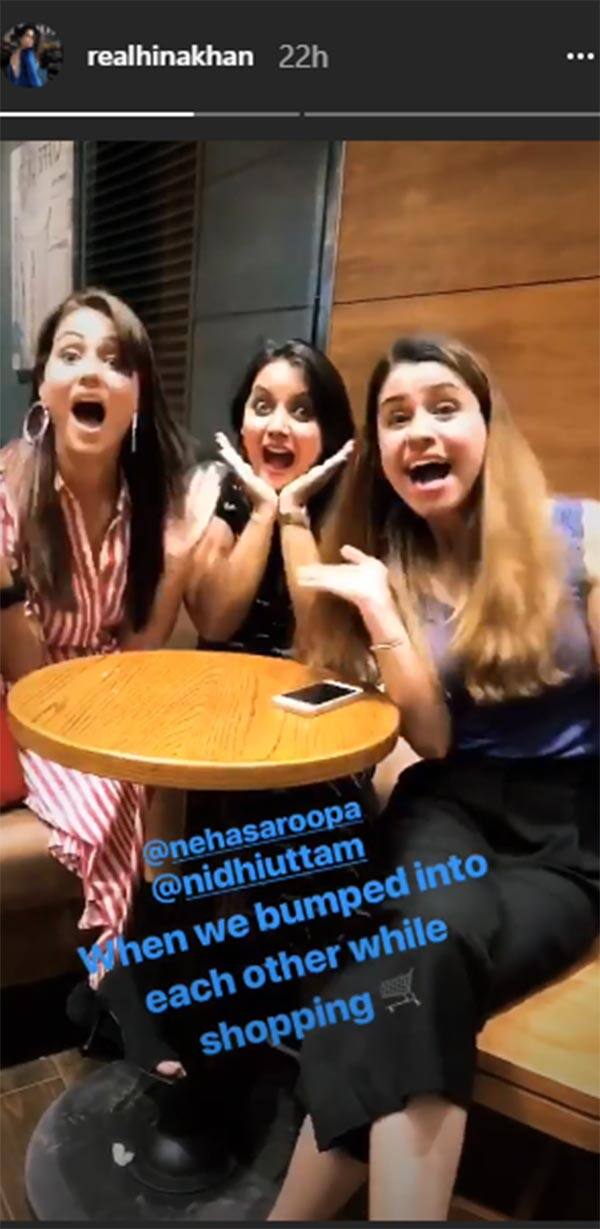 Hina Khan and Rocky Jaiswal have a reunion with Nidhi Uttam and Neha ...