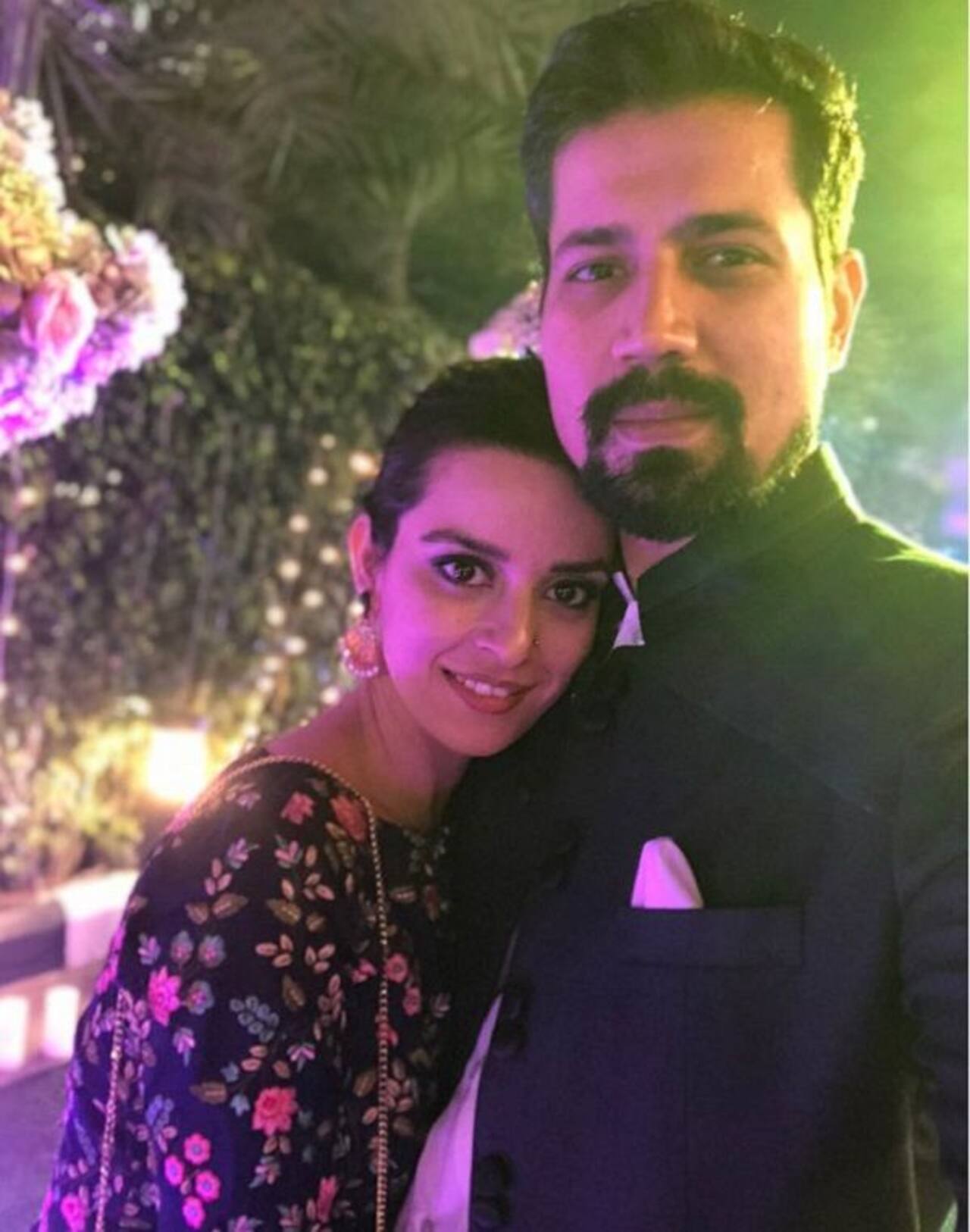 It's a Kashmiri wedding for Veere Di Wedding actor Sumeet Vyas and Ekta Kaul aka Riya Mathur ...