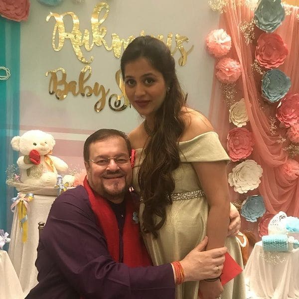 First picture of Neil Nitin Mukesh's wife Rukmini Sahay's baby shower ...