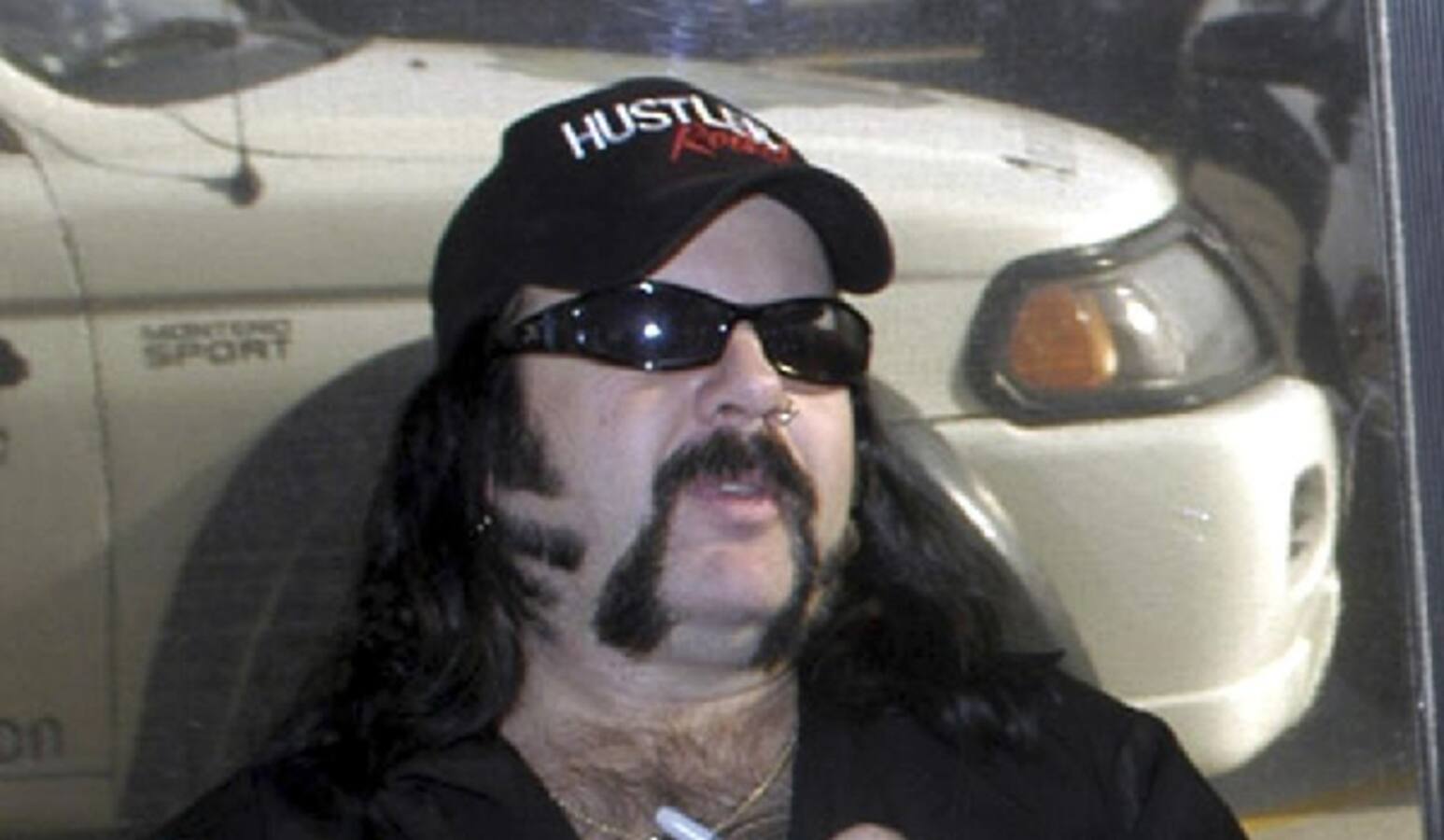 Pantera drummer, co-founder Vinnie Paul dies at 54 - Bollywood News ...