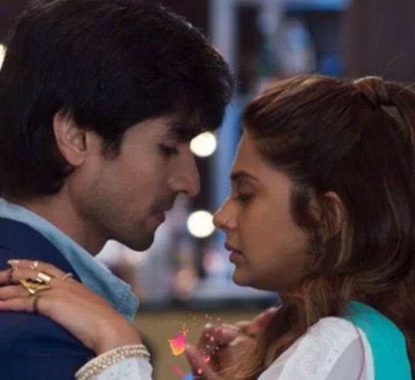 Bepannaah spoiler alert: Aditya to confess his love to Zoya ...
