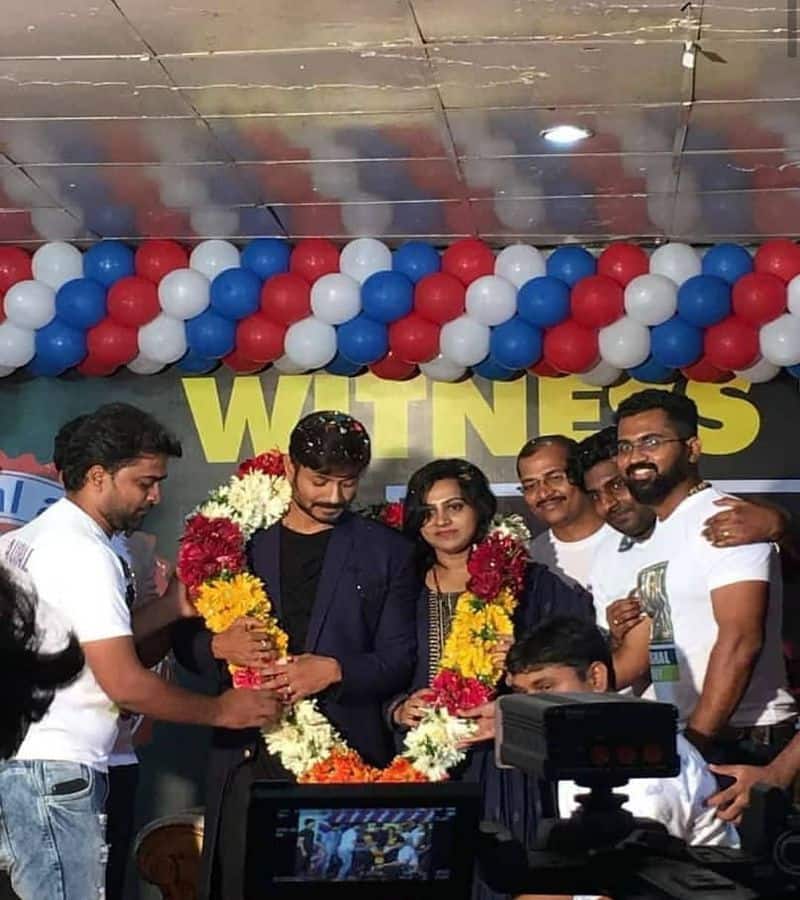 Bigg Boss Telugu 2: Winner Kaushal Manda waves out to fans atop a car ...