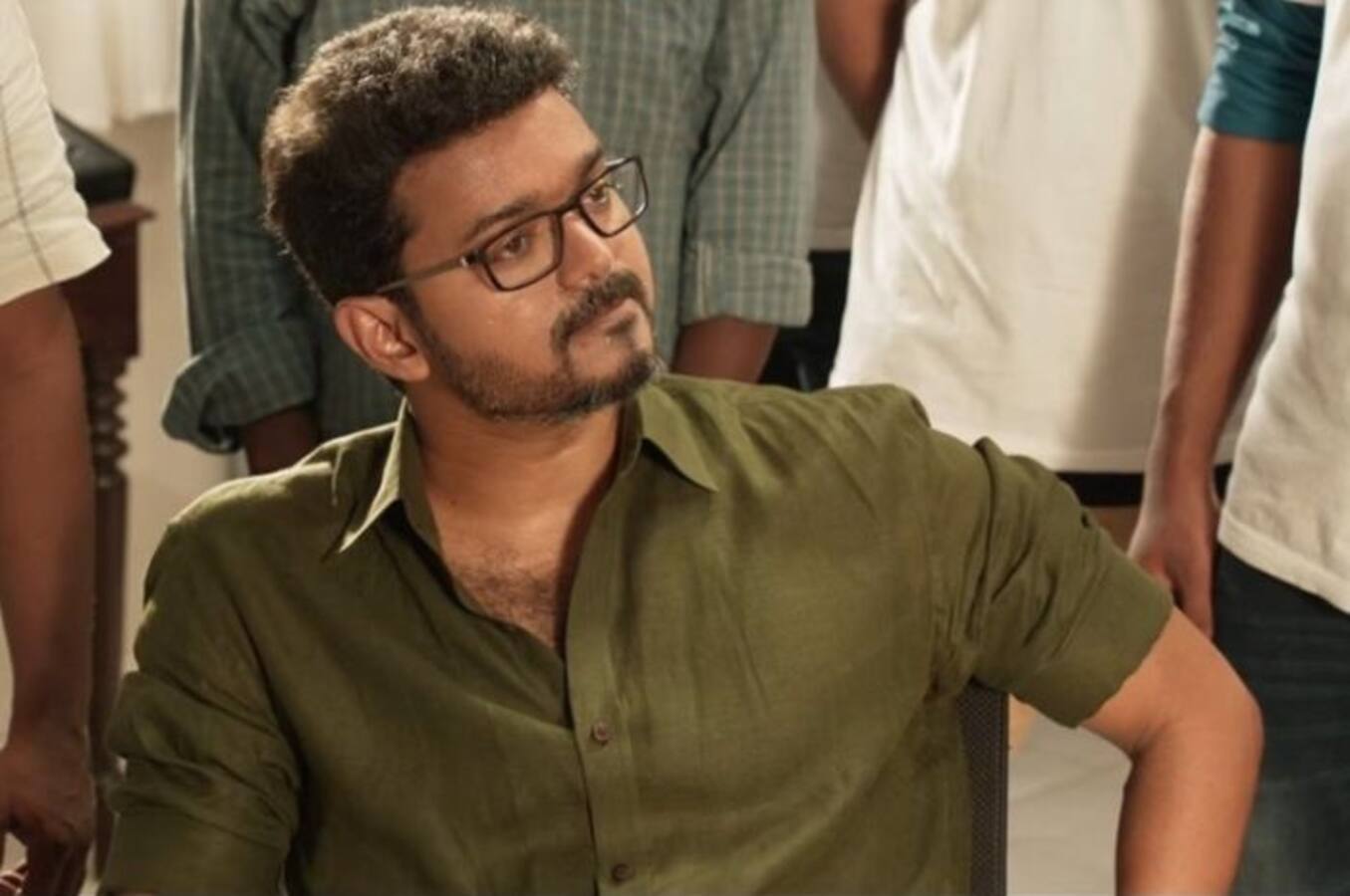 Sarkar teaser touches 4 million plus views in less than an hour and ...