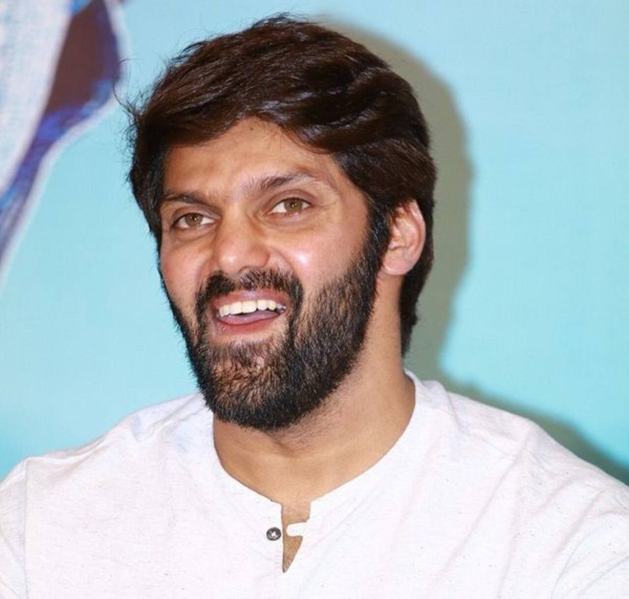 Arya REVEALS the title of his next with director Santha Kumar - view ...