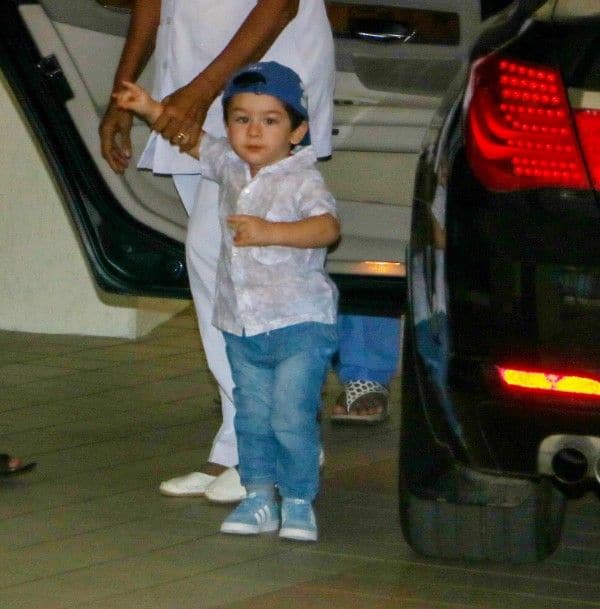 These photos of Taimur prove that he is one of the coolest dudes in ...