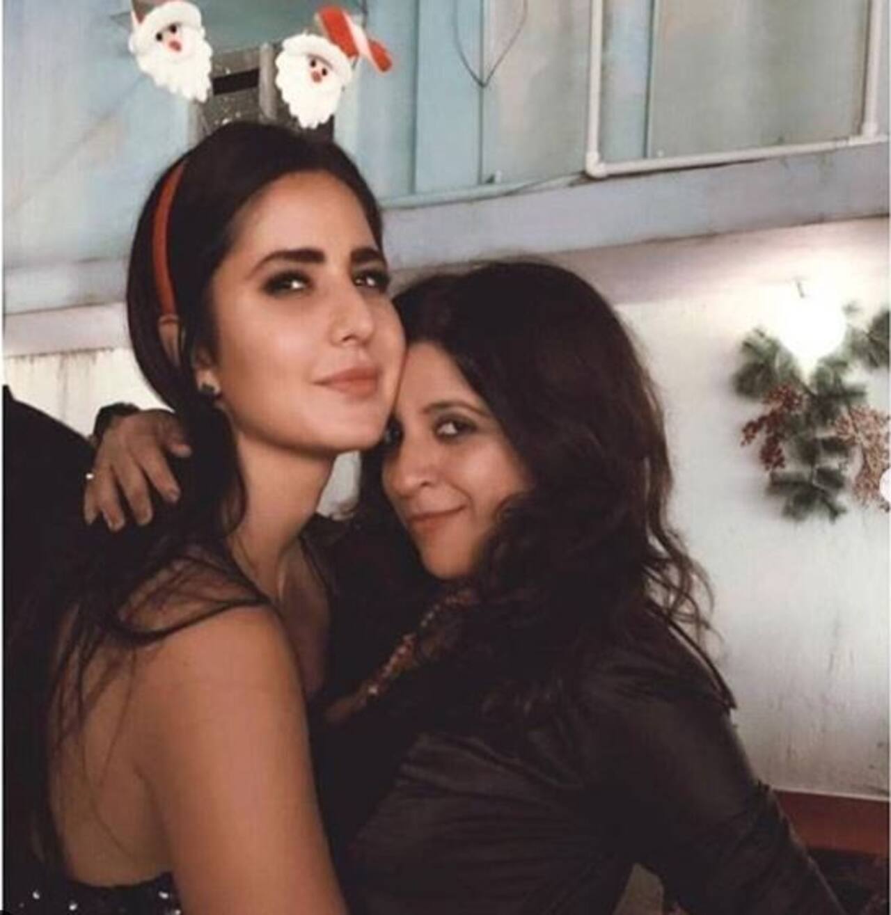 Katrina Kaif rings in X'Mas with a house party; Shah Rukh Khan, Sunil ...