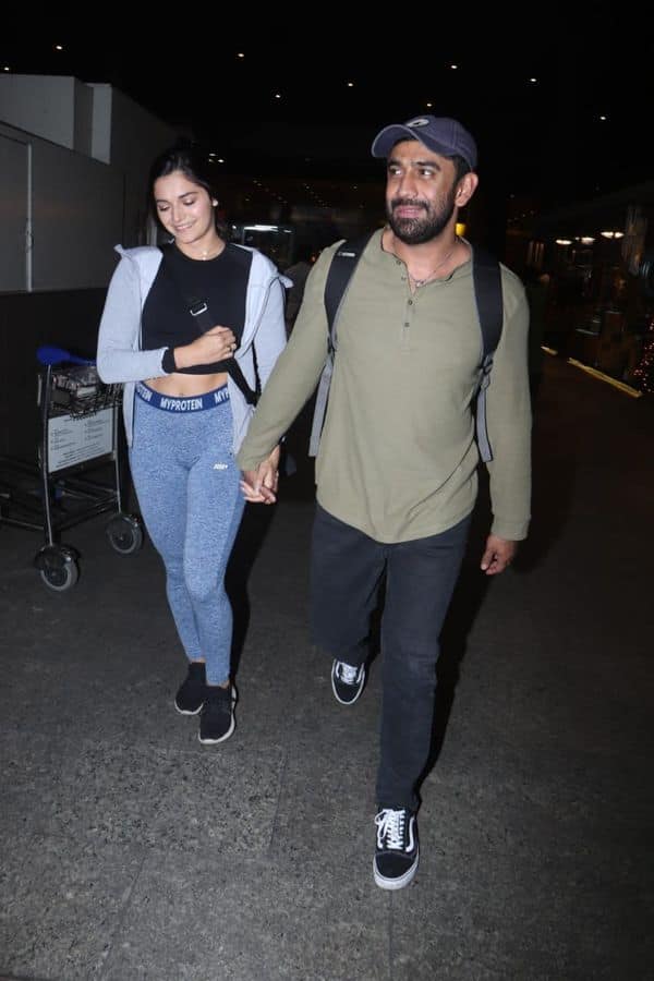 [IN PICS] Amit Sadh and girlfriend Annabel DaSilva are all smiles and ...