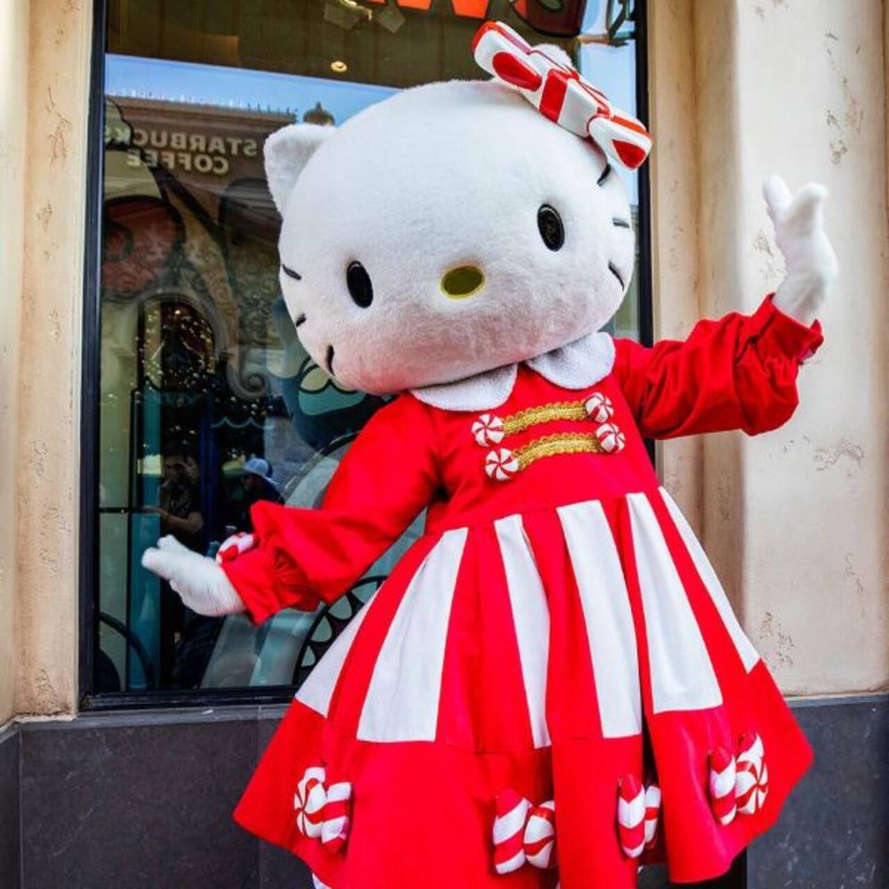 Hello Kitty to make her Hollywood debut soon - Bollywood News & Gossip ...