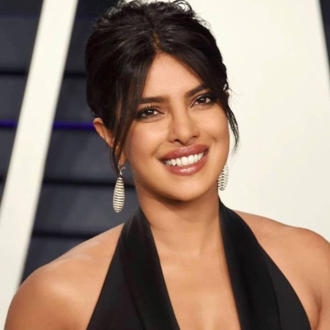 Priyanka Chopra Jonas wishes her mother Madhu Chopra for her new venture Studio Aesthetique ...