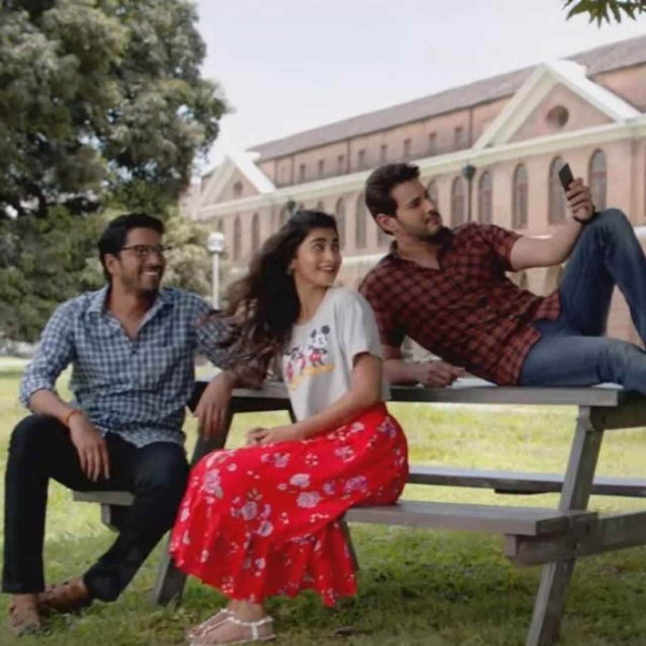 Maharshi box office collection day 3: Mahesh Babu and Pooja Hegde's ...