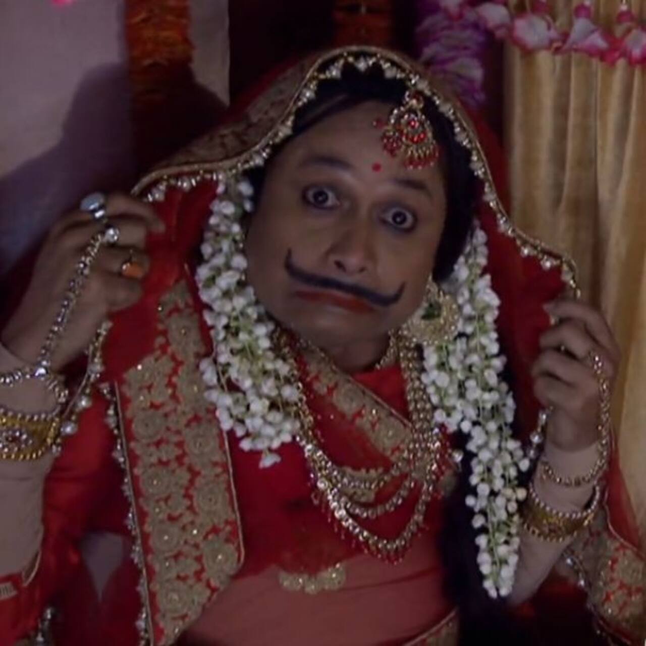 Bhabiji Ghar Par Hain 12 July 2019 preview: Will Vibhuti kidnap Happu ...