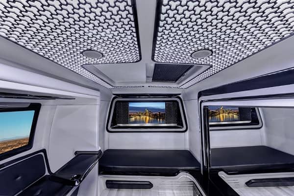 Allu Arjun introduces his vanity van and we cannot decide who’s got ...