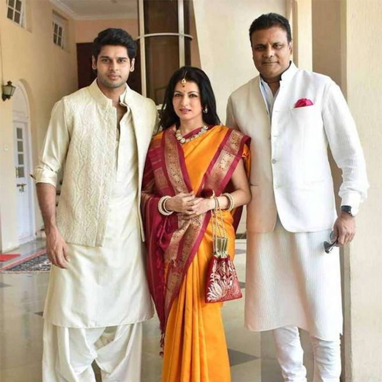 Bhagyashree's husband Himalaya Dassani arrested in gambling racket ...