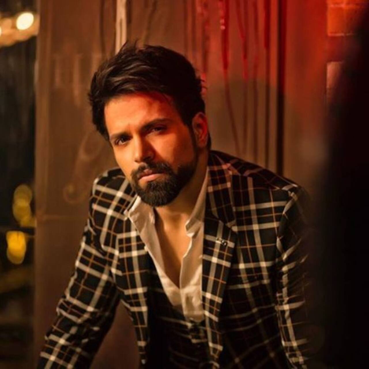 Insta-stalker Alert! Birthday boy Rithvik Dhanjani's effortless power ...