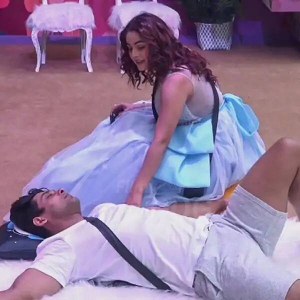 Bigg Boss 13: Fans feel Sidharth Shukla and Shehnaaz Gill's friendship ... Bigg Boss 13: Fans feel Sidharth Shukla and Shehnaaz Gill's friendship ...