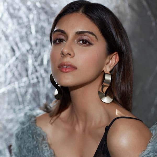 Coronavirus pandemic: Zoa Morani goes live with Varun Dhawan; Alia ...