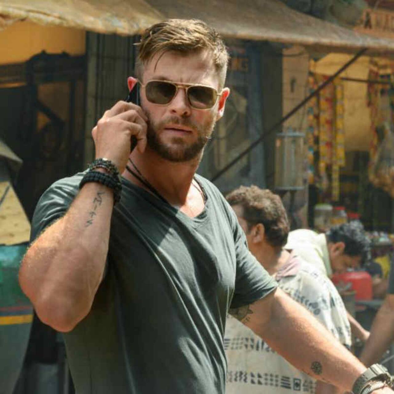 Chris Hemsworth-Randeep Hooda's Extraction BEATS Bird Box and Spenser ...